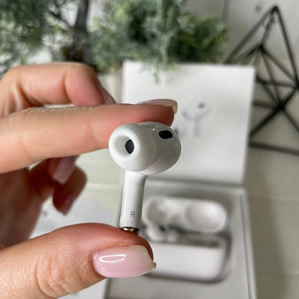 Air Pods Pro 2 Premium Quality With Active Noice Cancellation| Android And iOS Supported