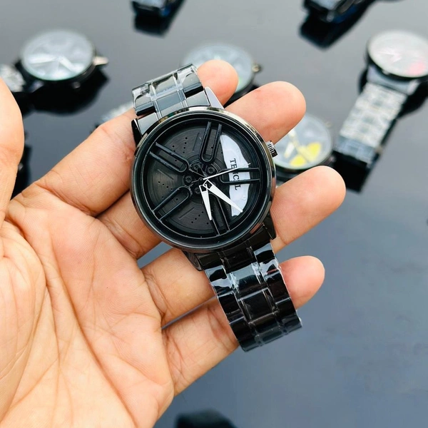 Car Wheel Watch, Stainless Steel Mens Wristwatch with Spinning Car Rim Hub Design, Quartz ...