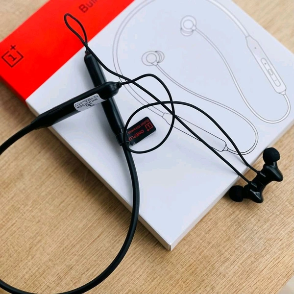 Premium Bluetooth Truly Wireless In Ear Neckband With Mic