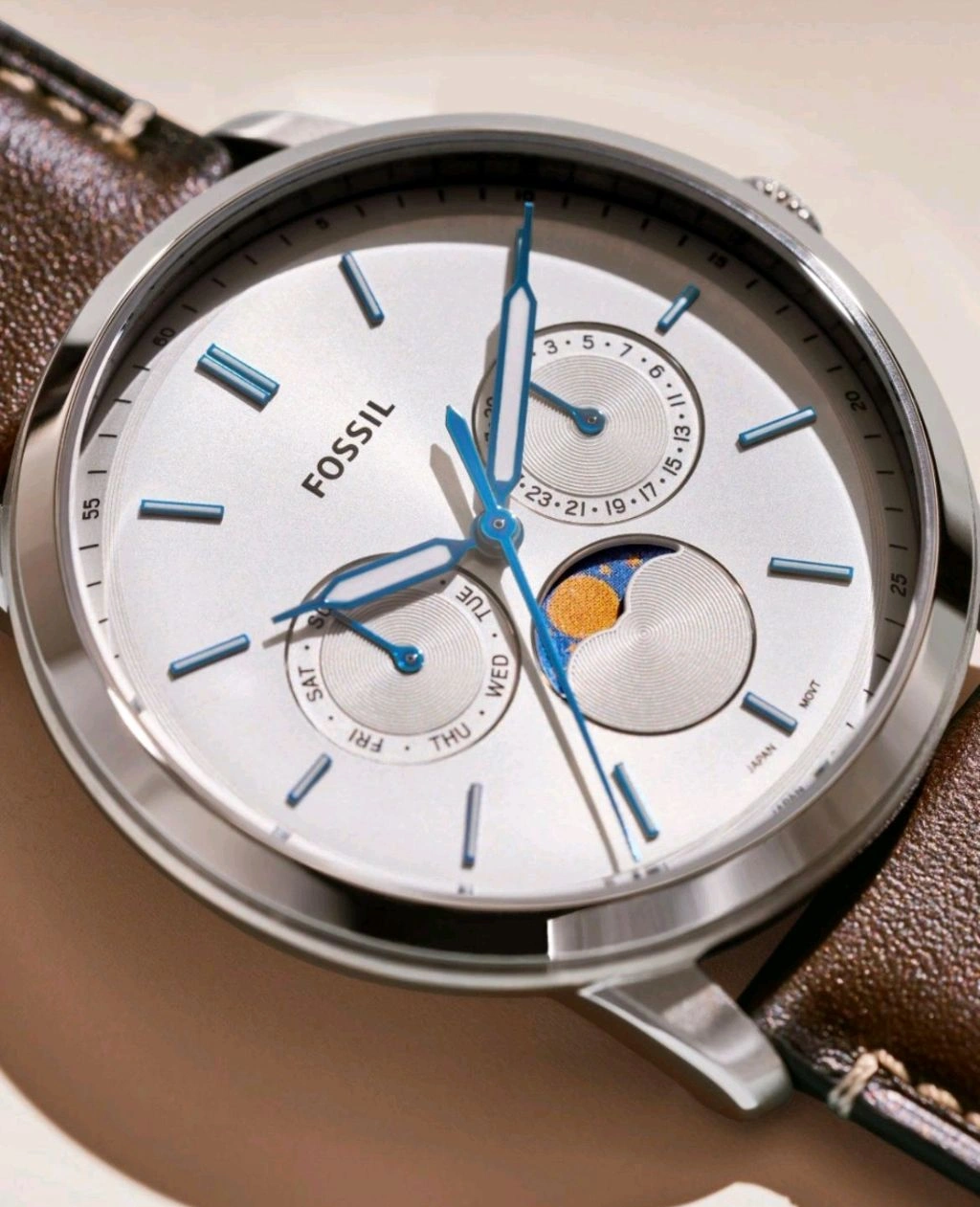 Fossil Moonphase Watch – Stylish Automatic Timepiece for Men
