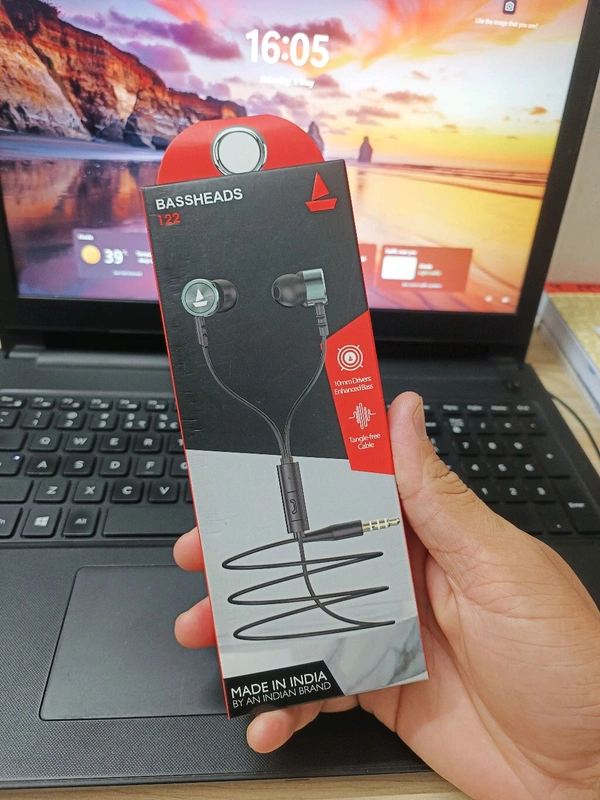 Boat B-122 Heavy Metal Ear Box Pecking Og Quality Earphone