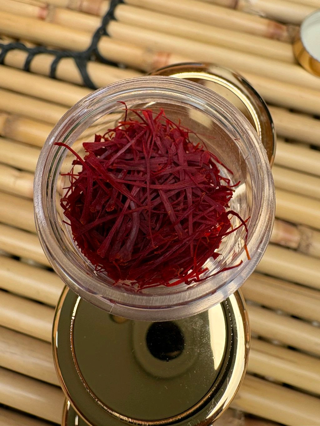 Organic Kashmiri Saffron (केसर)