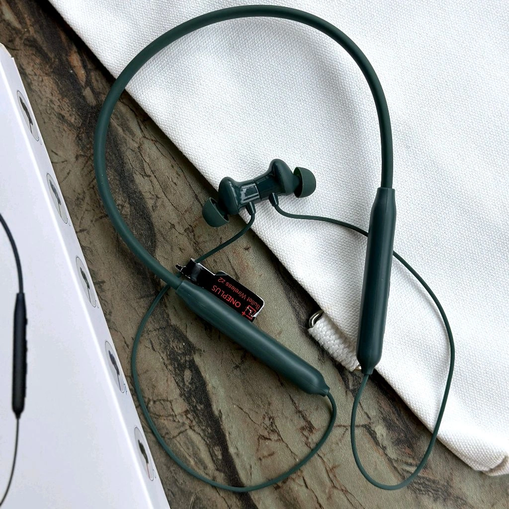 Bluetooth Truly Wireless In Neckband With Mic