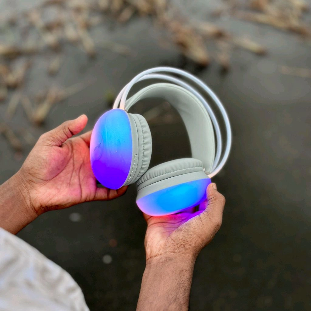 Presenting You All, New Rgb Colour Headphones, Multi colour led light ...