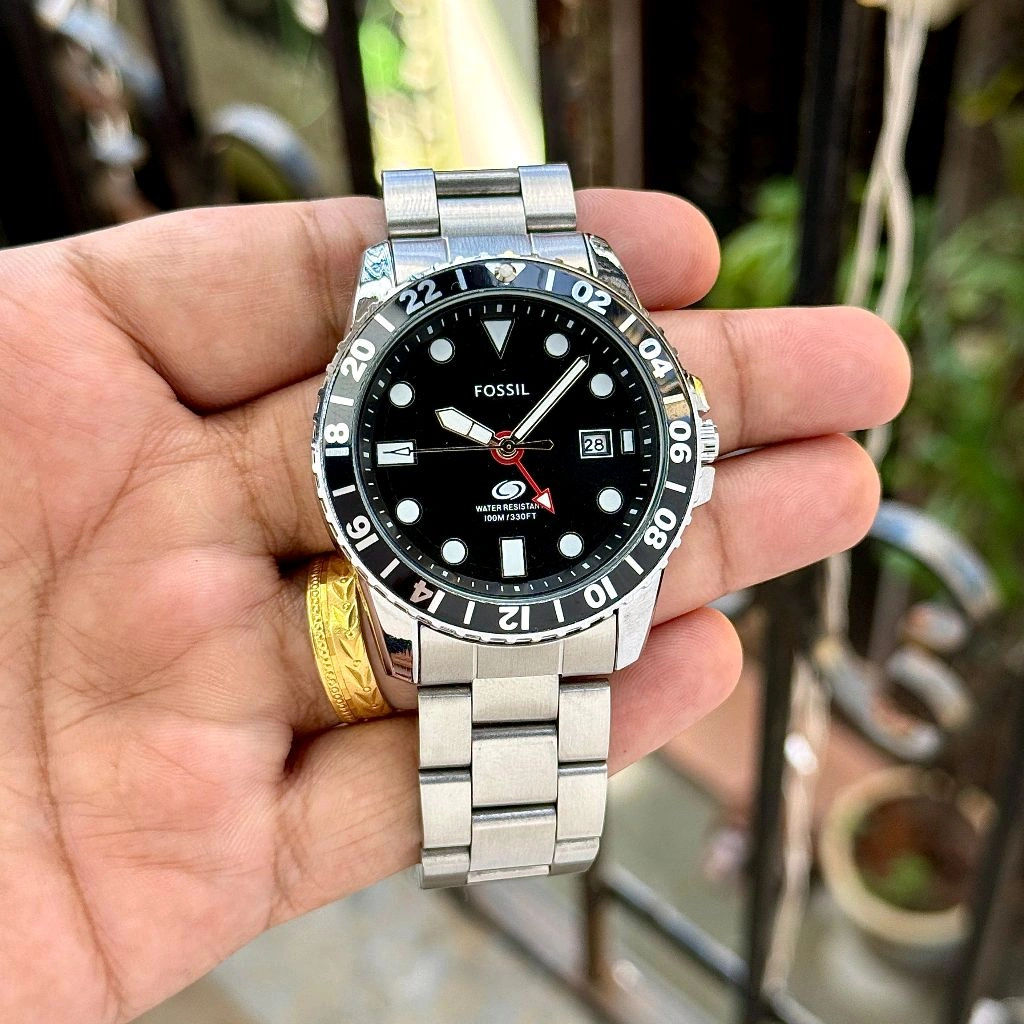 Analog Dive GMT Trusted & Reliable Quartz Smooth Movement Machine Watch ...