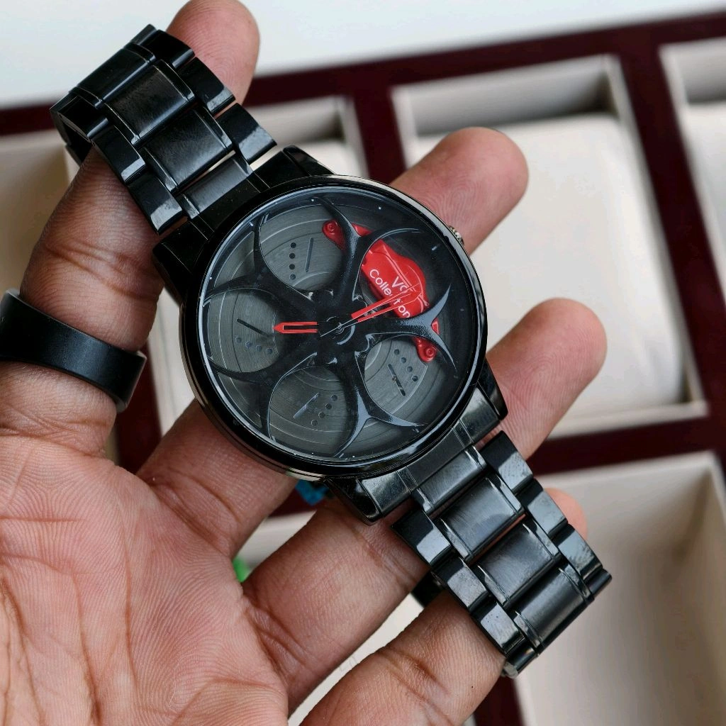 Most Demanded Non Gyro Quartz Movement Watch With High Quality Strap ...