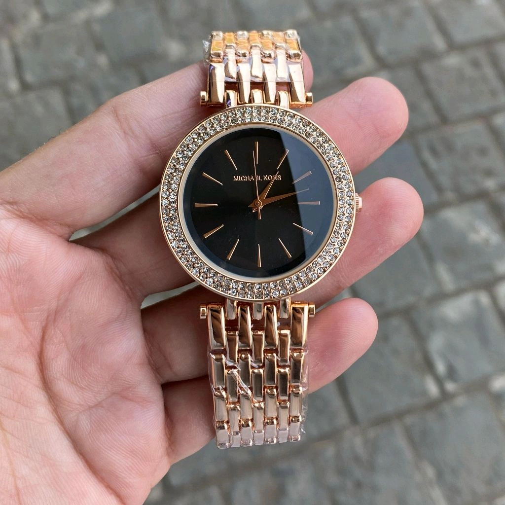 Analog MK3553 Unbeatable & Powerful battery operated machinery Watch