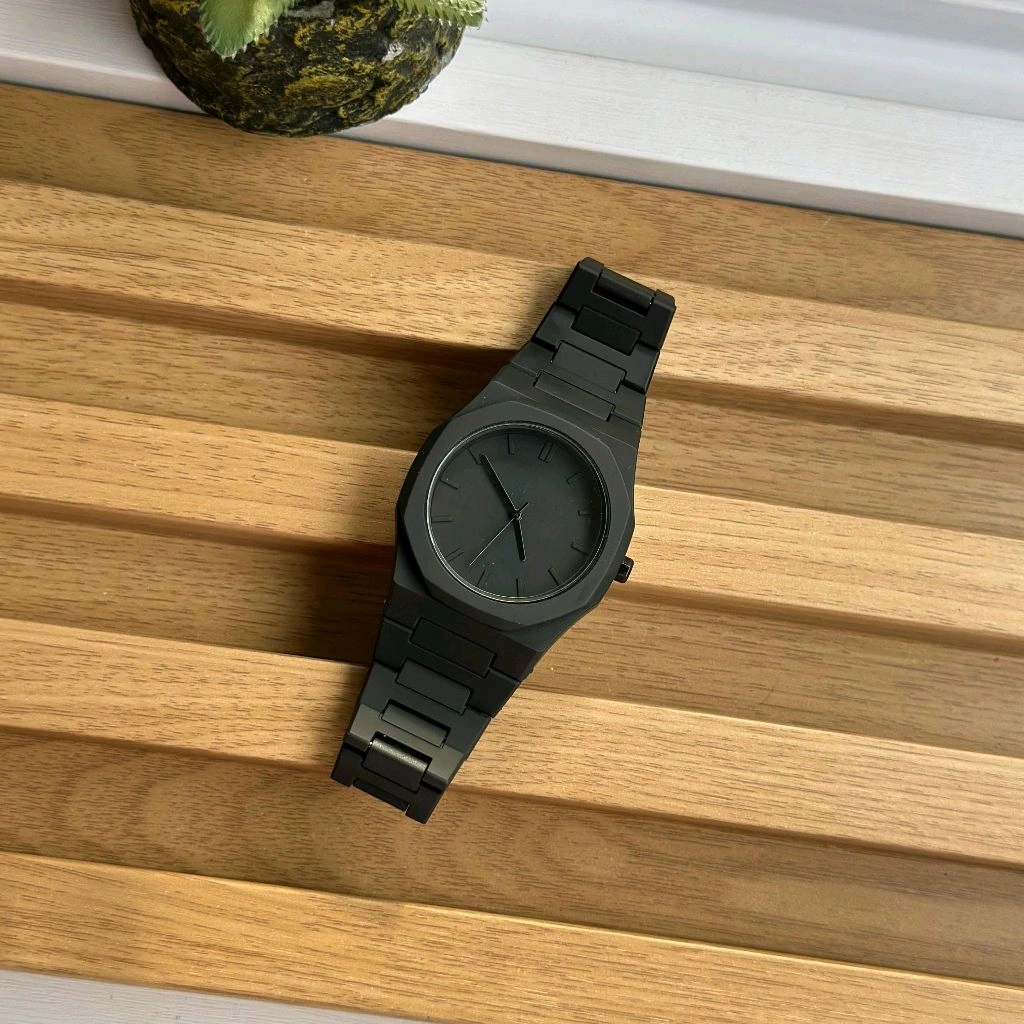 Arabic Aura Elegant Men's Quartz Watch | Ultra Lightweight | Premium ...