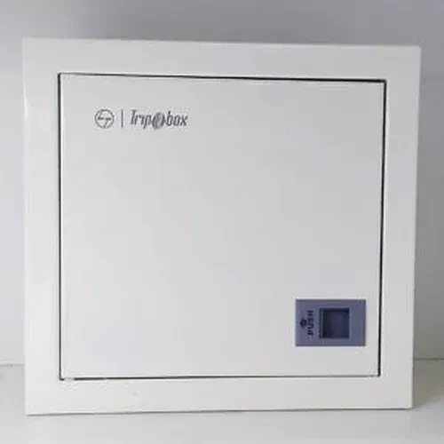 Double Door L&T Tripbox SPN 12 Way MCB Distribution Board